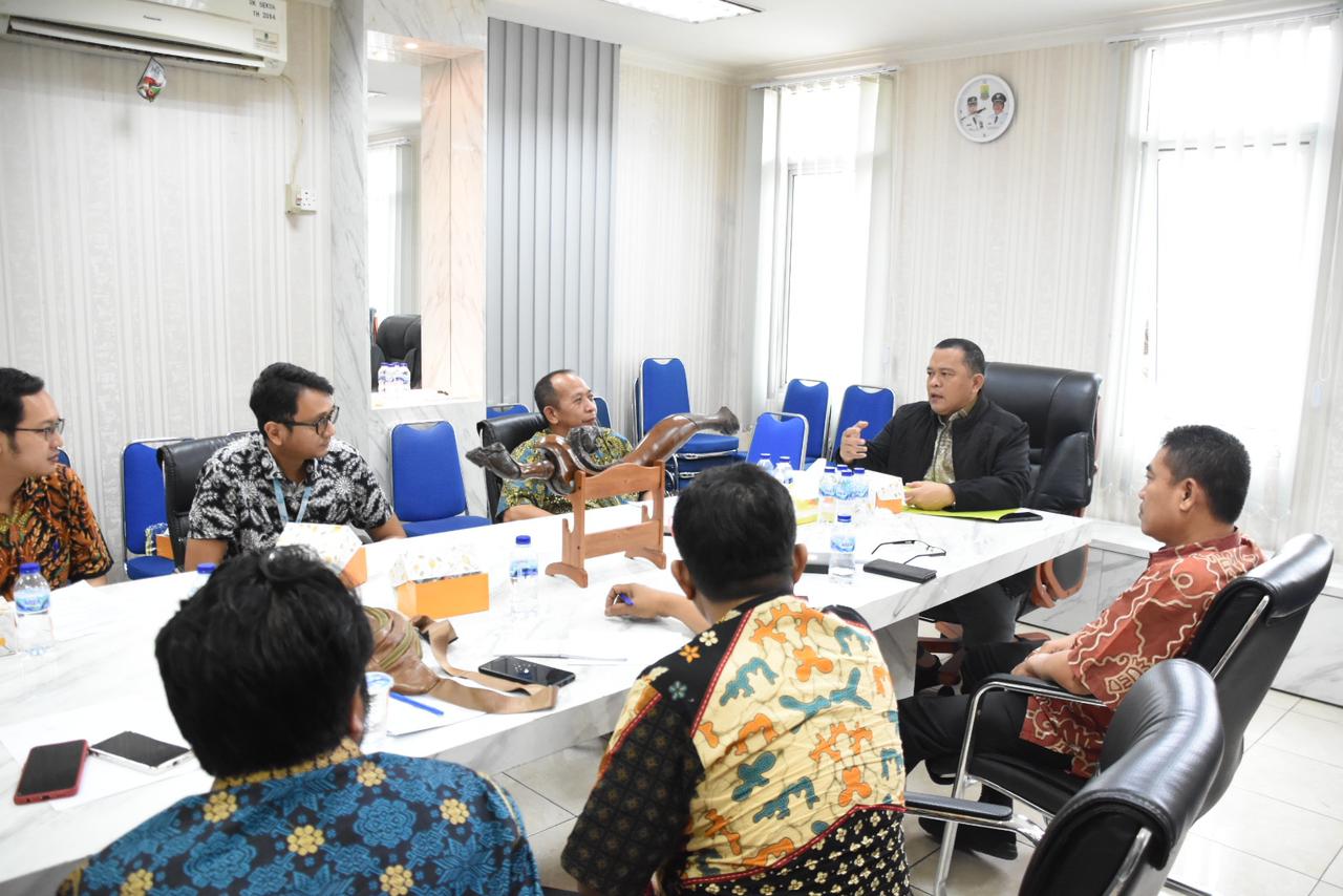 Pemkab Karawang Lakukan Rapat Persiapan Ceremony Penghargaan Seniman ... Pemkab Karawang Lakukan Rapat Persiapan Ceremony Penghargaan Seniman ...